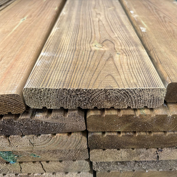 ex. 32 x 150mm x 4.8m Softwood Decking